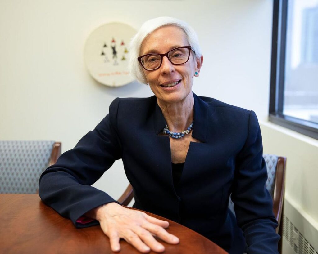 Jan Reimer – Edmonton’s First Female Mayor - edmonton-yes.com